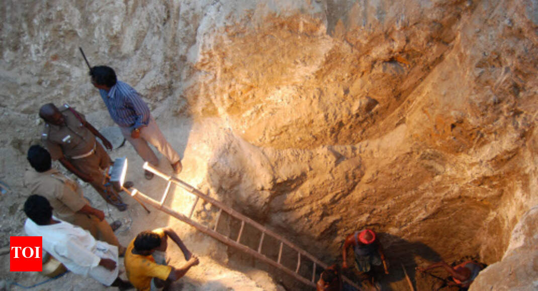 Professor develops 'borewell robot' to rescue children | India News ...