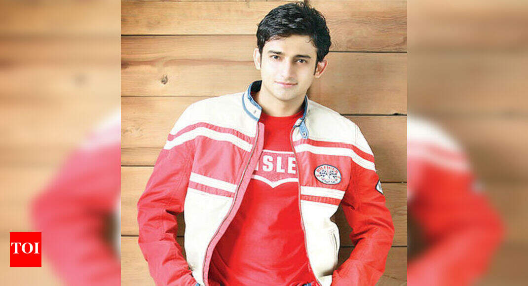 Romit Raj continues shooting while wife is in hospital - Times of India