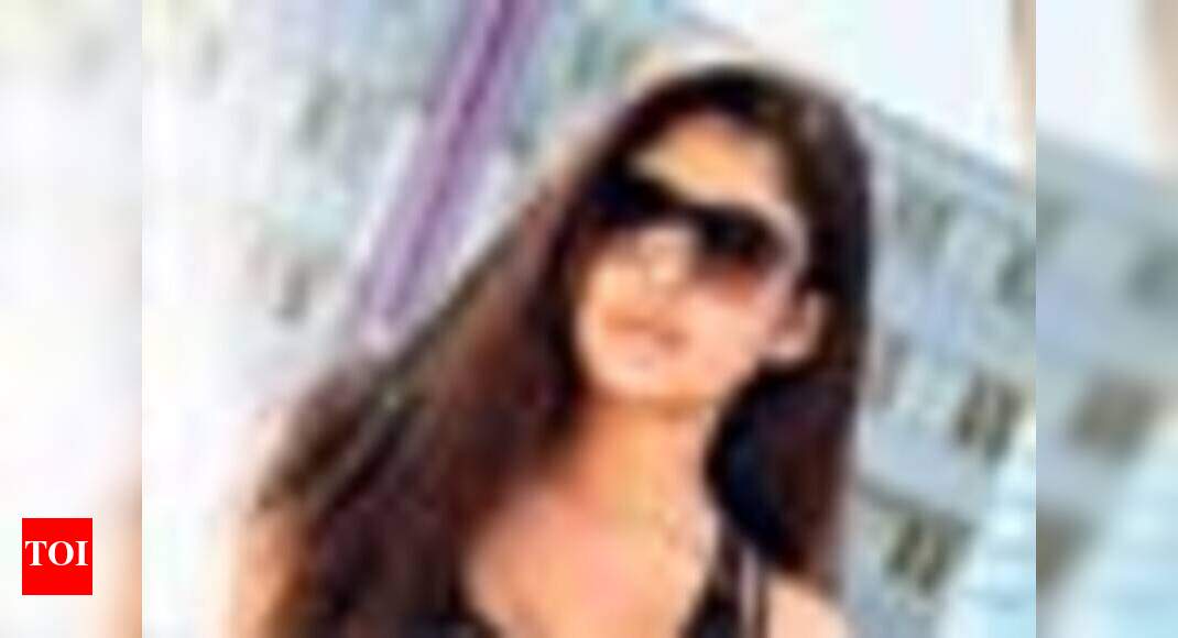 Nayan here and there | Hindi Movie News - Times of India