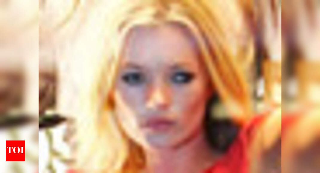 What's behind Kate's scratched cheek? | English Movie News - Times of India