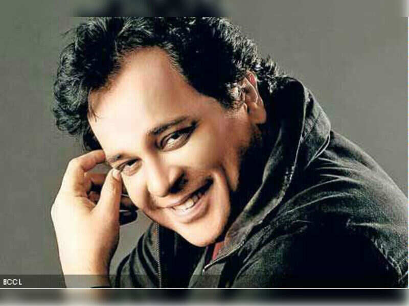 Mahesh Thakur to debut in Marathi | Marathi Movie News - Times of India