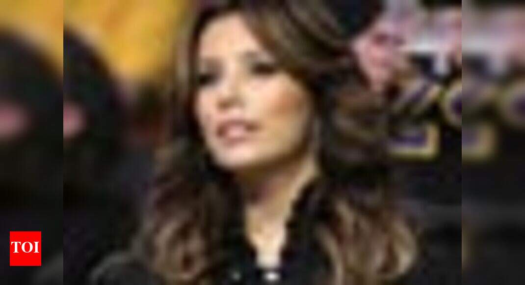 Eva Longoria caught smoking | English Movie News - Times of India