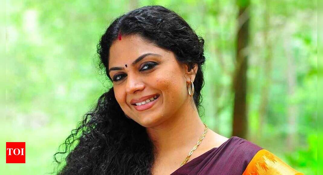 Asha Sharath movies: Asha Sharath as journo in a social thriller ...
