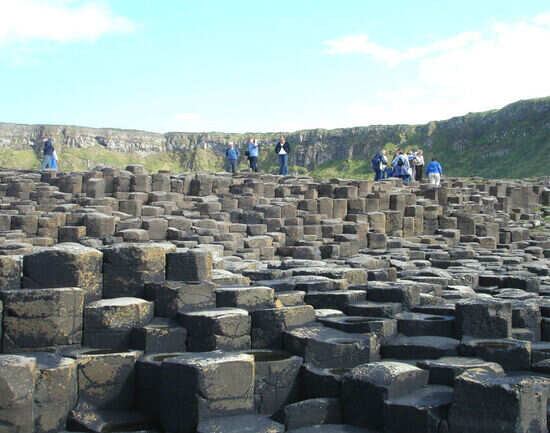 Giant’s Causeway Northern Ireland, Happytrips.com | TimesTravel