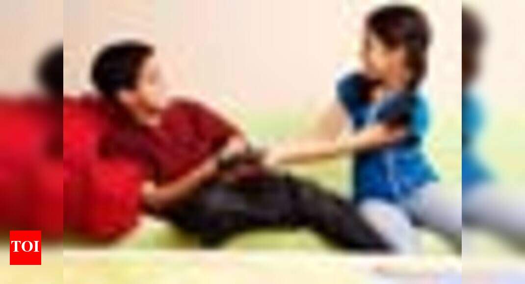 Here's how to deal with aggressive kids - Times of India