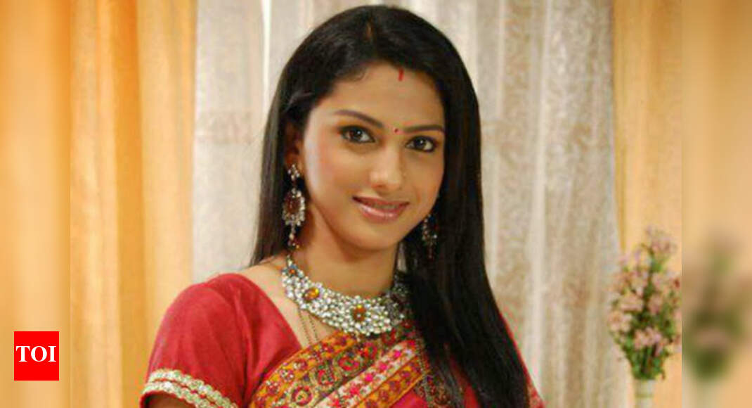 Rucha Hasabnis: Rucha Hasabnis to quit Saath Nibhana Saathiya in July ...