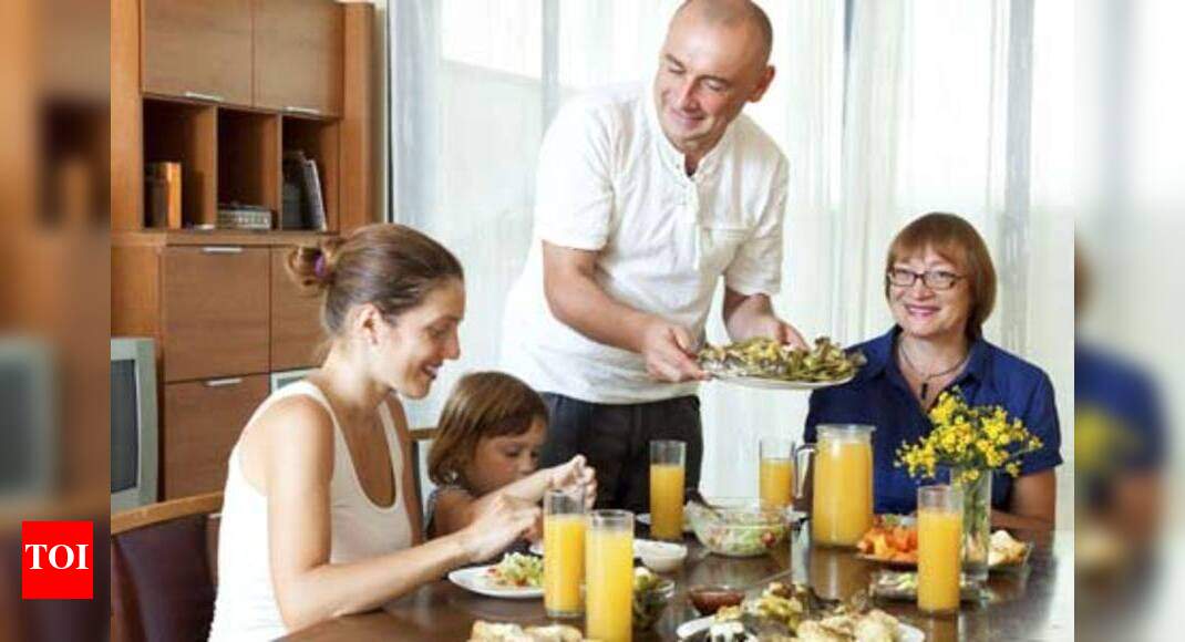 How to organise a family get-together - Times of India