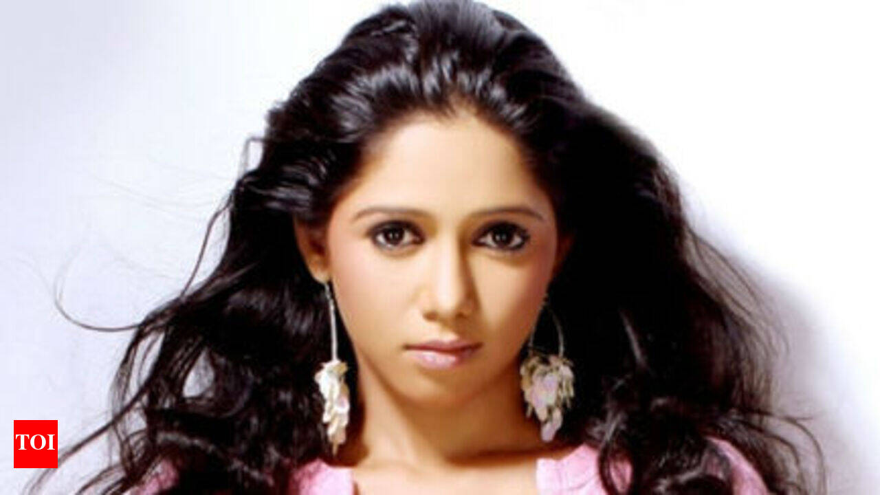 Yashashri Masurkar Yashashri Masurkar Interview: Dabangii Twist, Bond