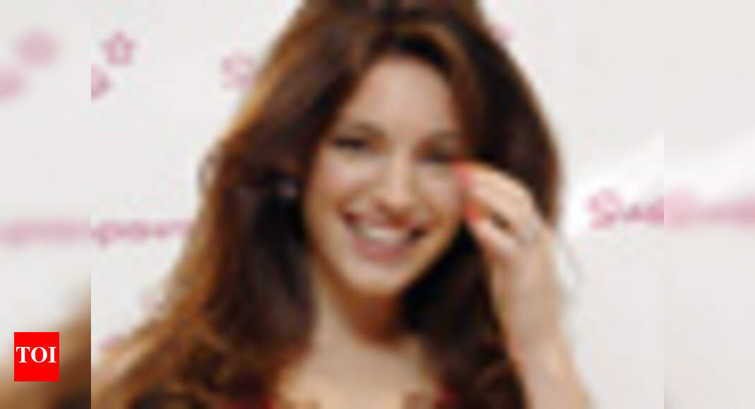 Kelly Brook's fitness mantra revealed | English Movie News - Times of India