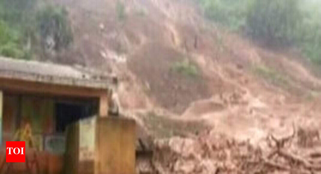 Casualties feared as many people trapped after landslide near Pune ...
