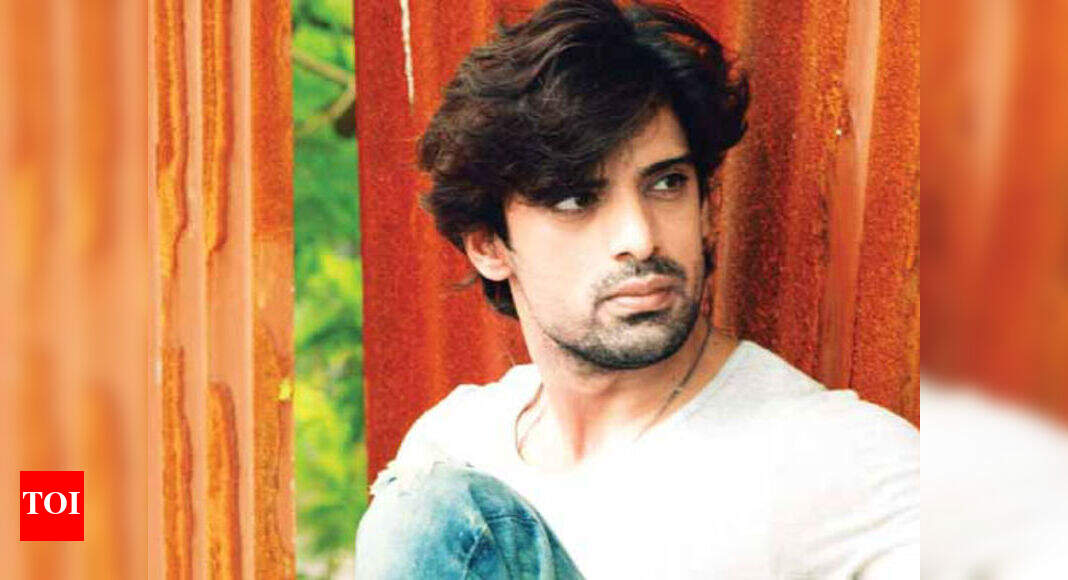 Doli Armaanon Ki: Mohit Malik punches Harsh Vashisht - Times of India