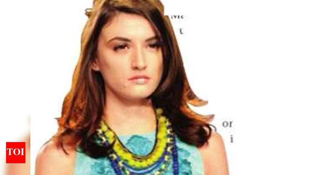 Flaunt your midriff - Times of India