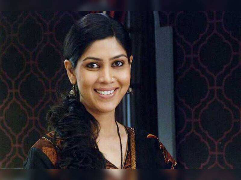 Sakshi Tanwar to host a celeb chat show? - Times of India