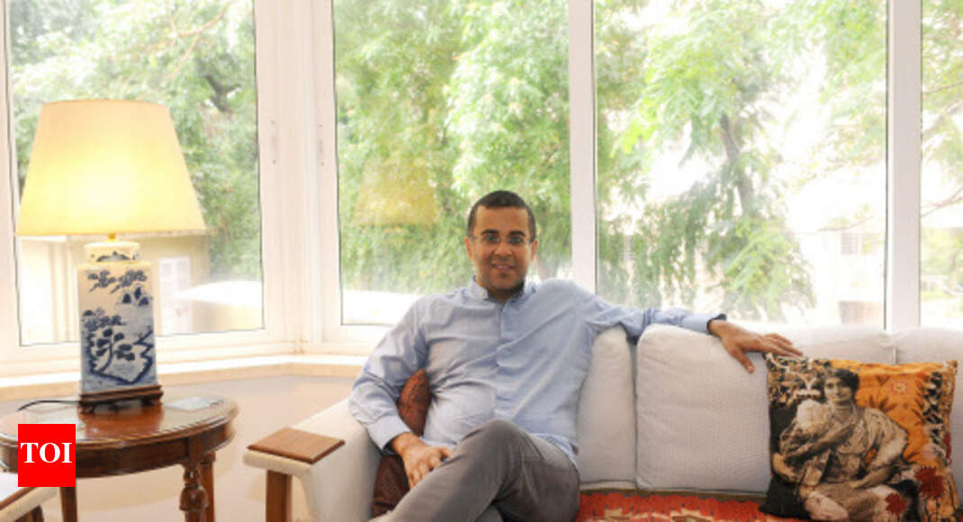 'Half girlfriend': Chetan Bhagat's next book due for release in October ...