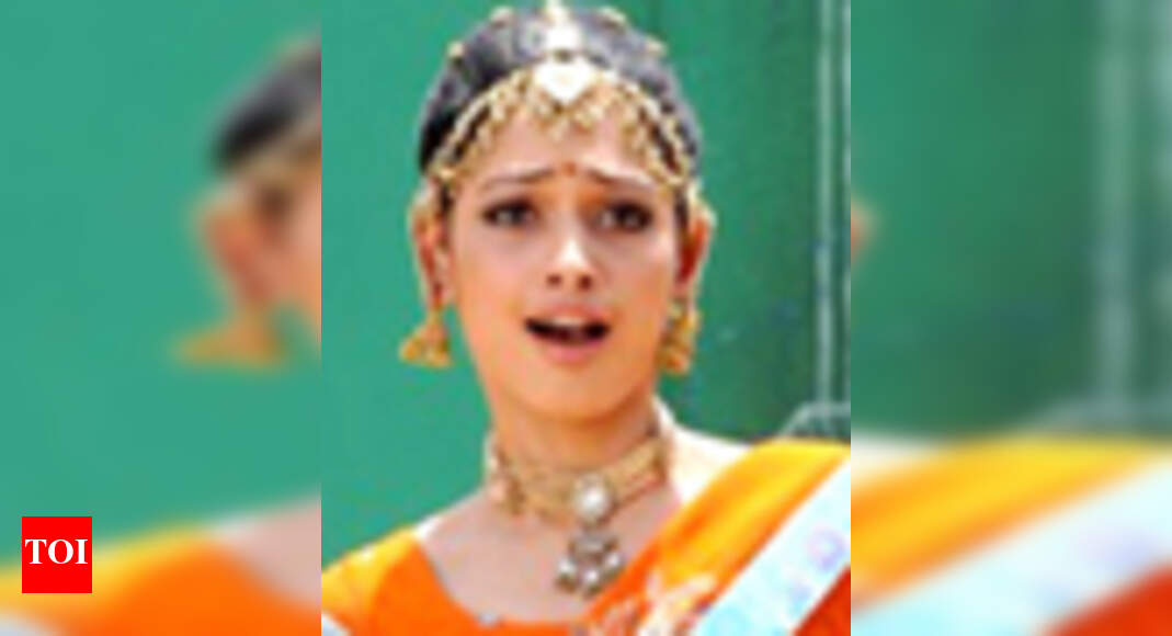 Padikathavan: Movie Review | undefined Movie News - Times of India