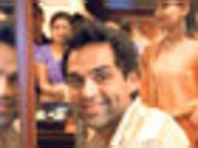 Abhay Deol’s emotional atyachar! | Hindi Movie News - Times of India