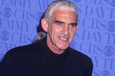 Emmy winning actor Charles Keating dead at 72 - Times of India