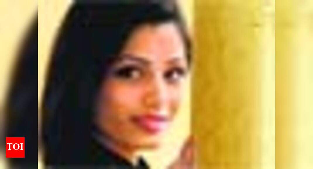 Freida: The golden debutante | Hindi Movie News - Times of India