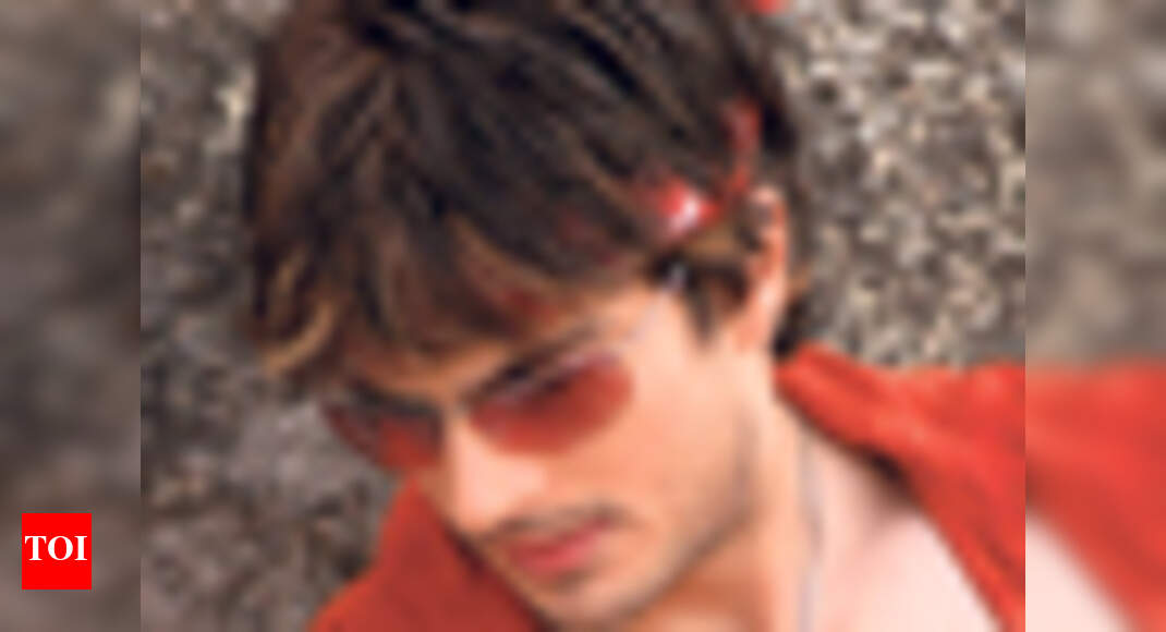 I don’t sulk for too long says Rahil Azam | Hindi Movie News - Times of ...