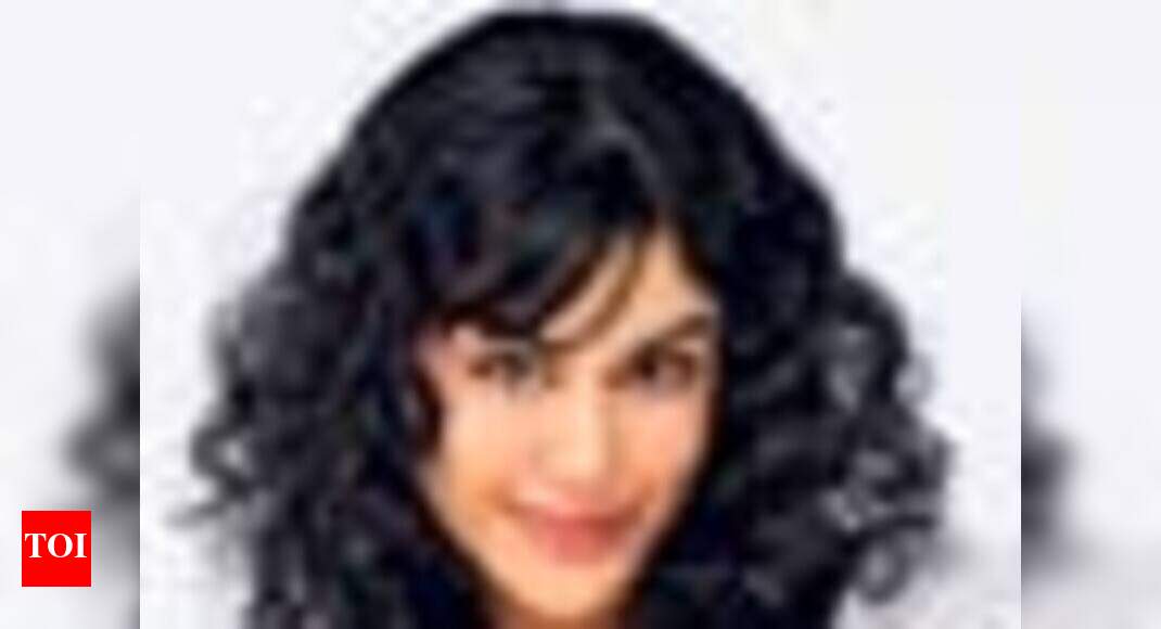 Adah in action mode | Hindi Movie News - Times of India
