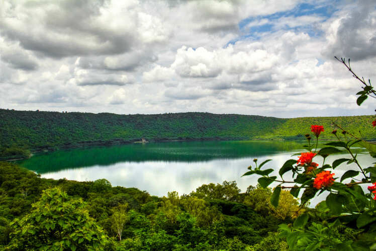 Beautiful Lakes in india | Largest Lakes of India | Times of India Travel