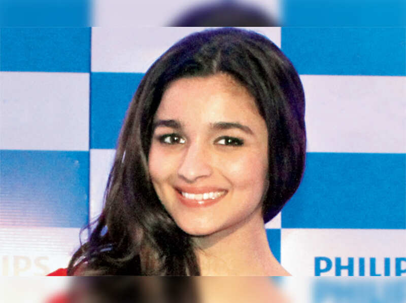 Alia Bhatt signed up as the brand ambassador for Philips India beauty ...