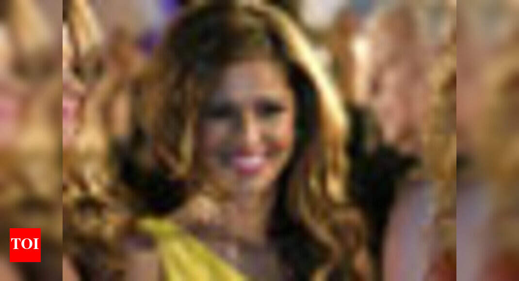 Cheryl to write romantic novels | English Movie News - Times of India