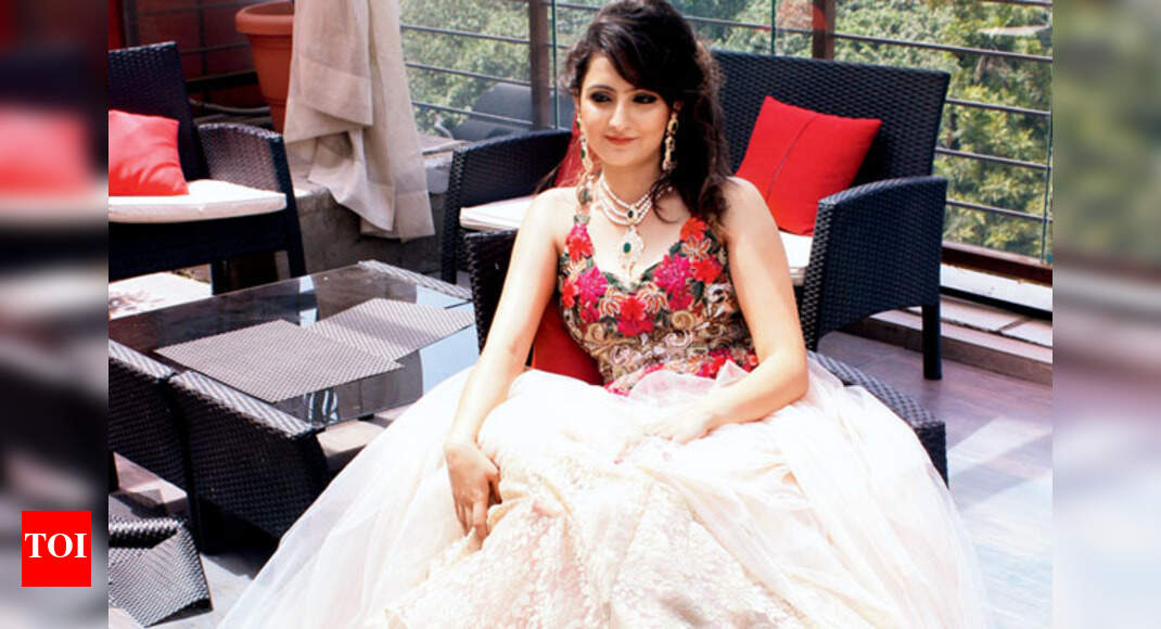 Rashmi Bindra's fashion exhibition in Chandigarh | Events Movie News ...