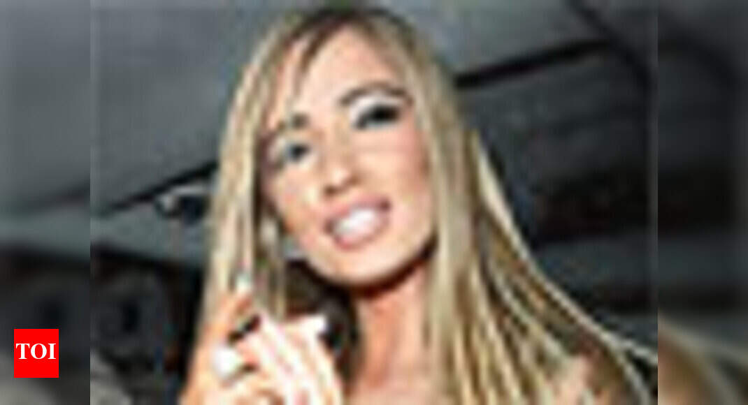 Premier lady Chantelle | Off the field News - Times of India