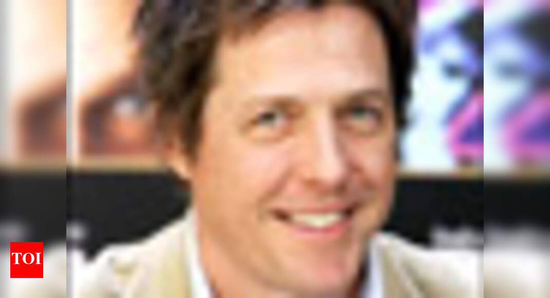 Grant spotted kissing two girls | English Movie News - Times of India