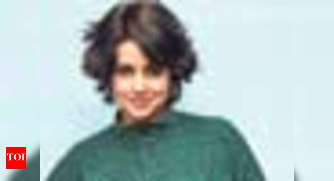 Why Gul went green | Hindi Movie News - Times of India