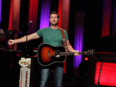 Josh Turner is father again | English Movie News - Times of India