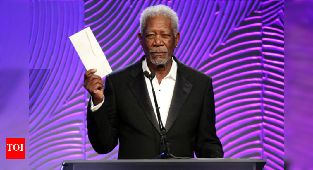 Morgan Freeman safely lands malfunctioning plane | English Movie News ...