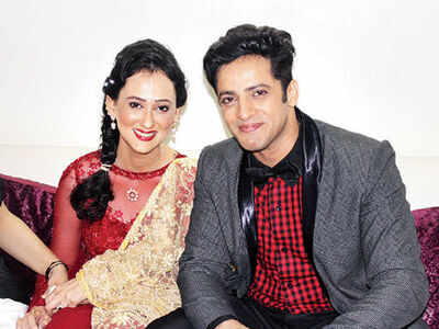 Vikas Manaktala and Gunjan Walia get engaged - Times of India