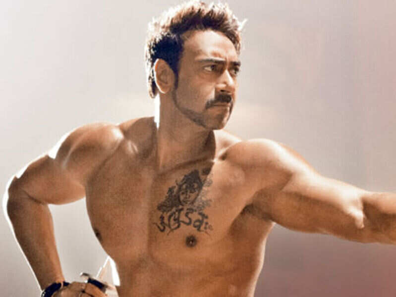 Ajay Devgn shows off his muscle for Action Jackson | Hindi Movie News ...