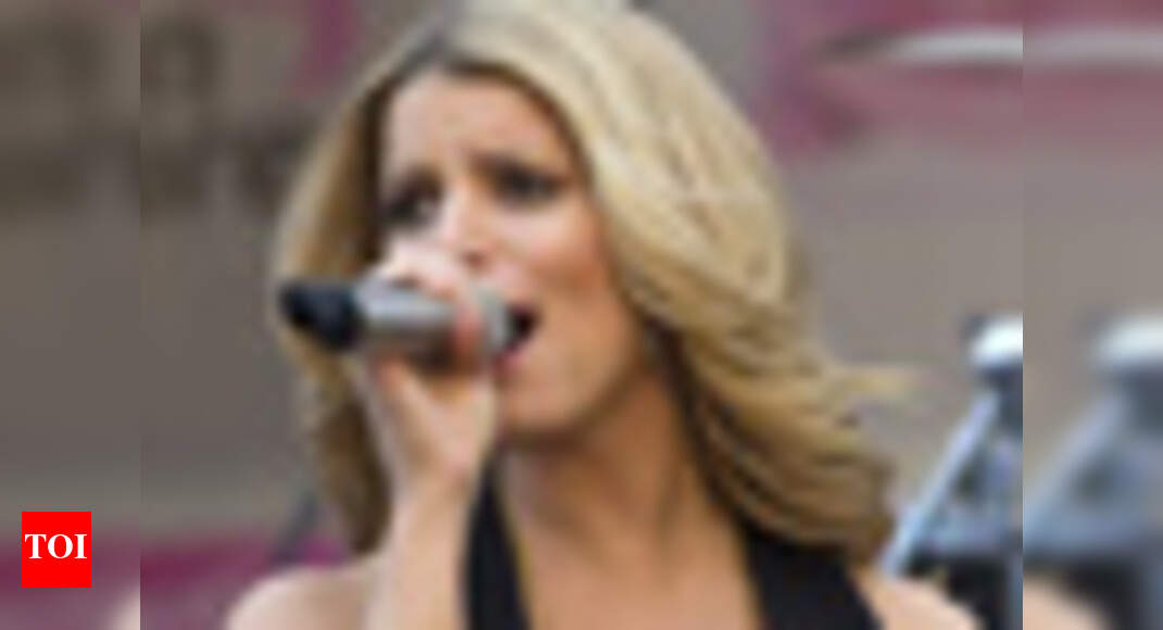 Jessica gets candid with fans | English Movie News - Times of India