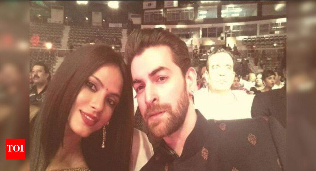 Neetu Chandra and Neil Nitin Mukesh's private moment at SIIMA | Kannada ...