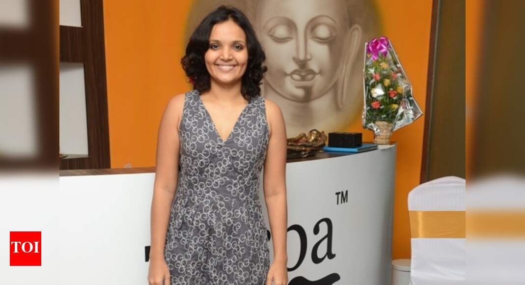 Mansi looked gorgeous at the launch of Zorba Renaissance Studio at ...