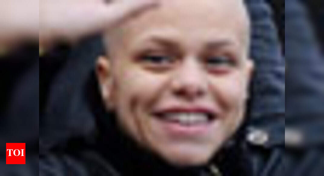 Jade wants to spend her final days at home | English Movie News - Times ...