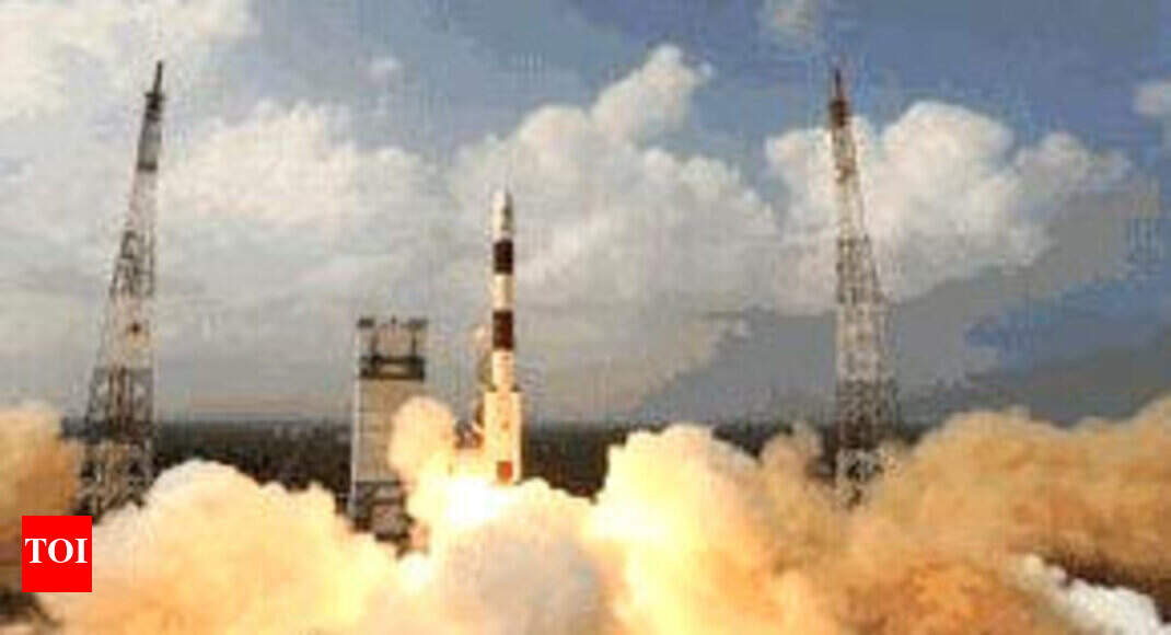 Mars orbiter faces crucial test today | India News - Times of India