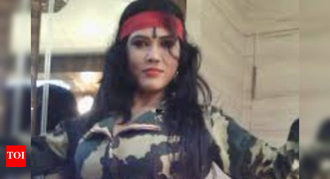 Seema Singh turns dacoit | Bhojpuri Movie News - Times of India