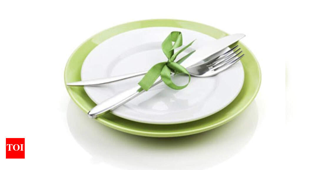 Can your plate make you eat less? - Times of India