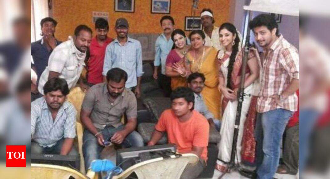 Kalavari Kodallu completes 1000 episodes - Times of India