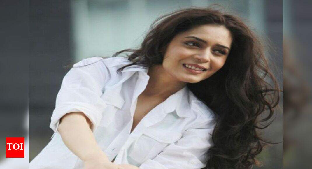 Team Ring Road Shubha battles with online traffic | Kannada Movie News ...