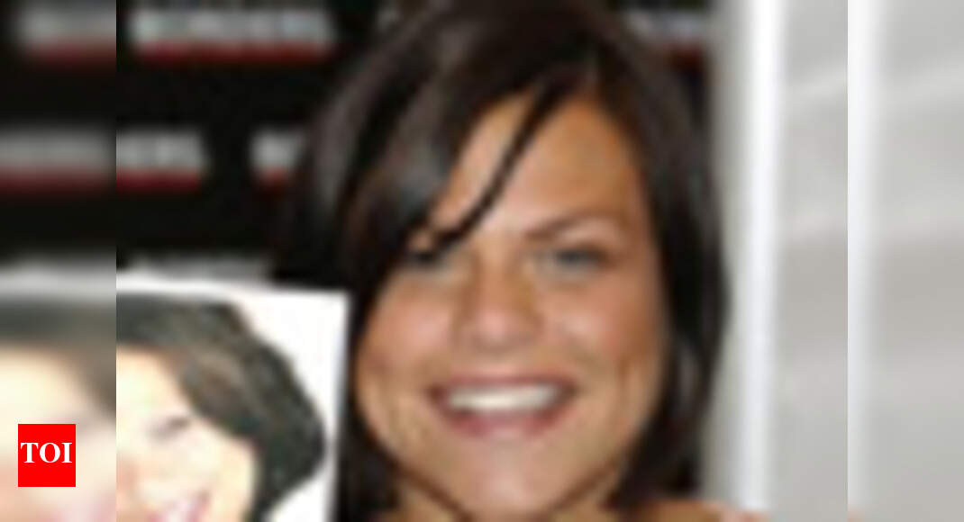 Goody's emotional farewell to sons | English Movie News - Times of India