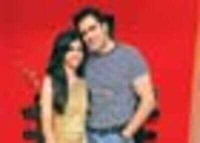 Aseem celebrates his day | Events Movie News - Times of India