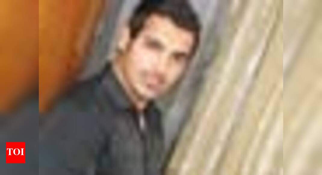 John analyses fans | Hindi Movie News - Times of India