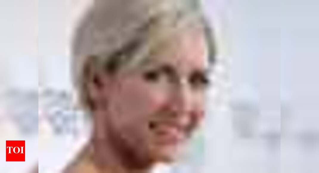 Heather blesses Macca’s new love | English Movie News - Times of India