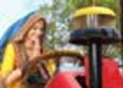 Muskan: Tractor v/s Car - Times of India