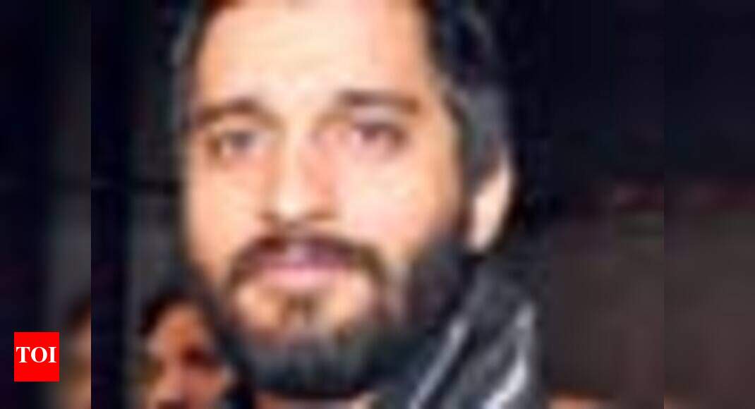 ...Splitsvilla for Manish? - Times of India